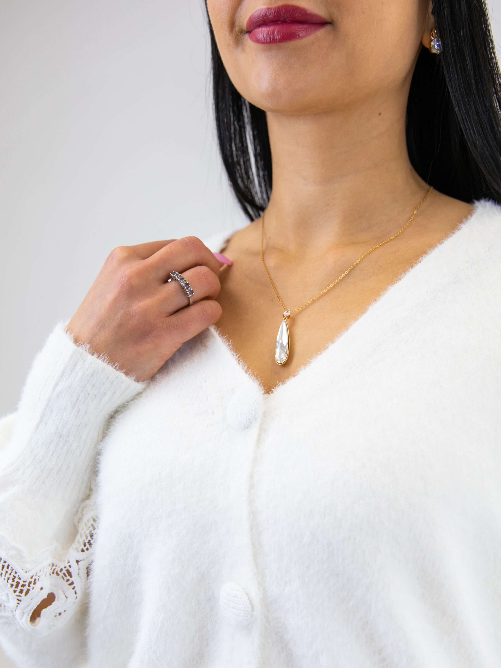 Jaka ar mežģīnēm piedurknēs - Glamour Style