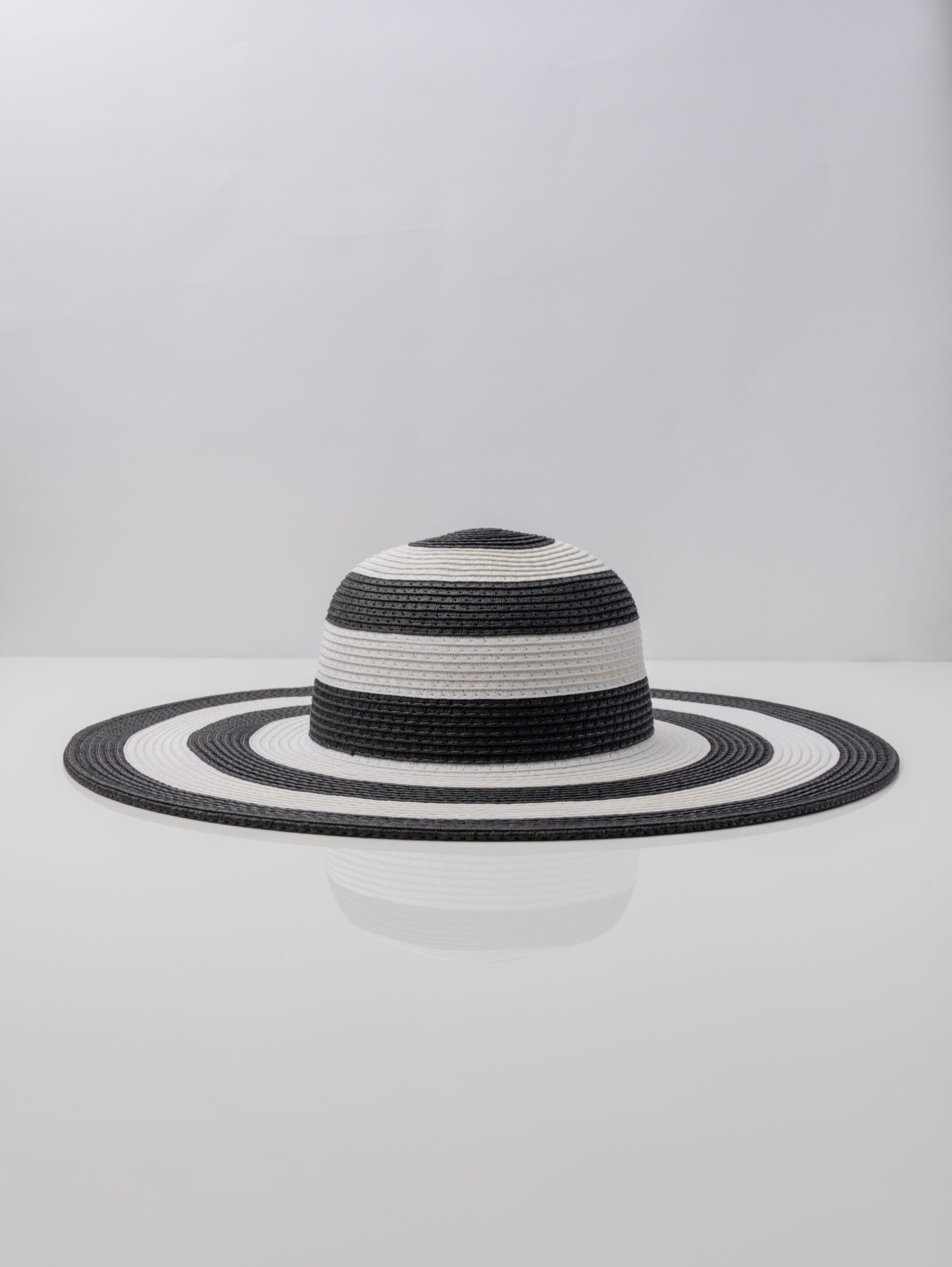 Strīpaina saules cepure - Glamour Style